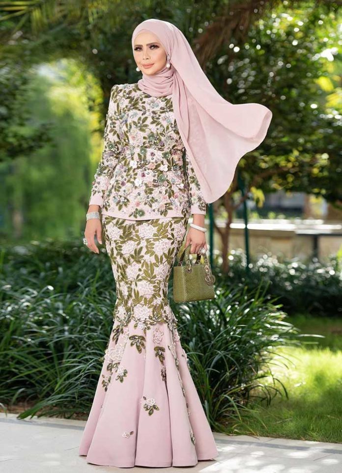 Top 20 Most Beautiful And Hottest Malaysian Actresses And Models