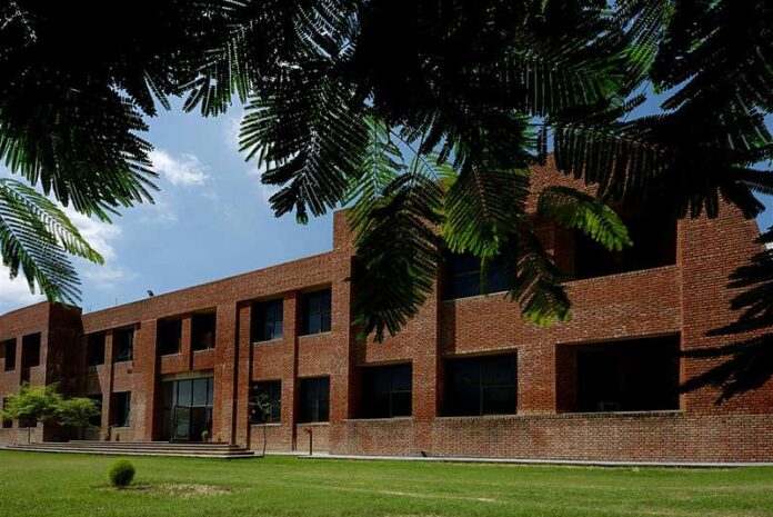 IILM University Greater Noida - A Feather In Uttar Pradesh CM Yogi's Cap